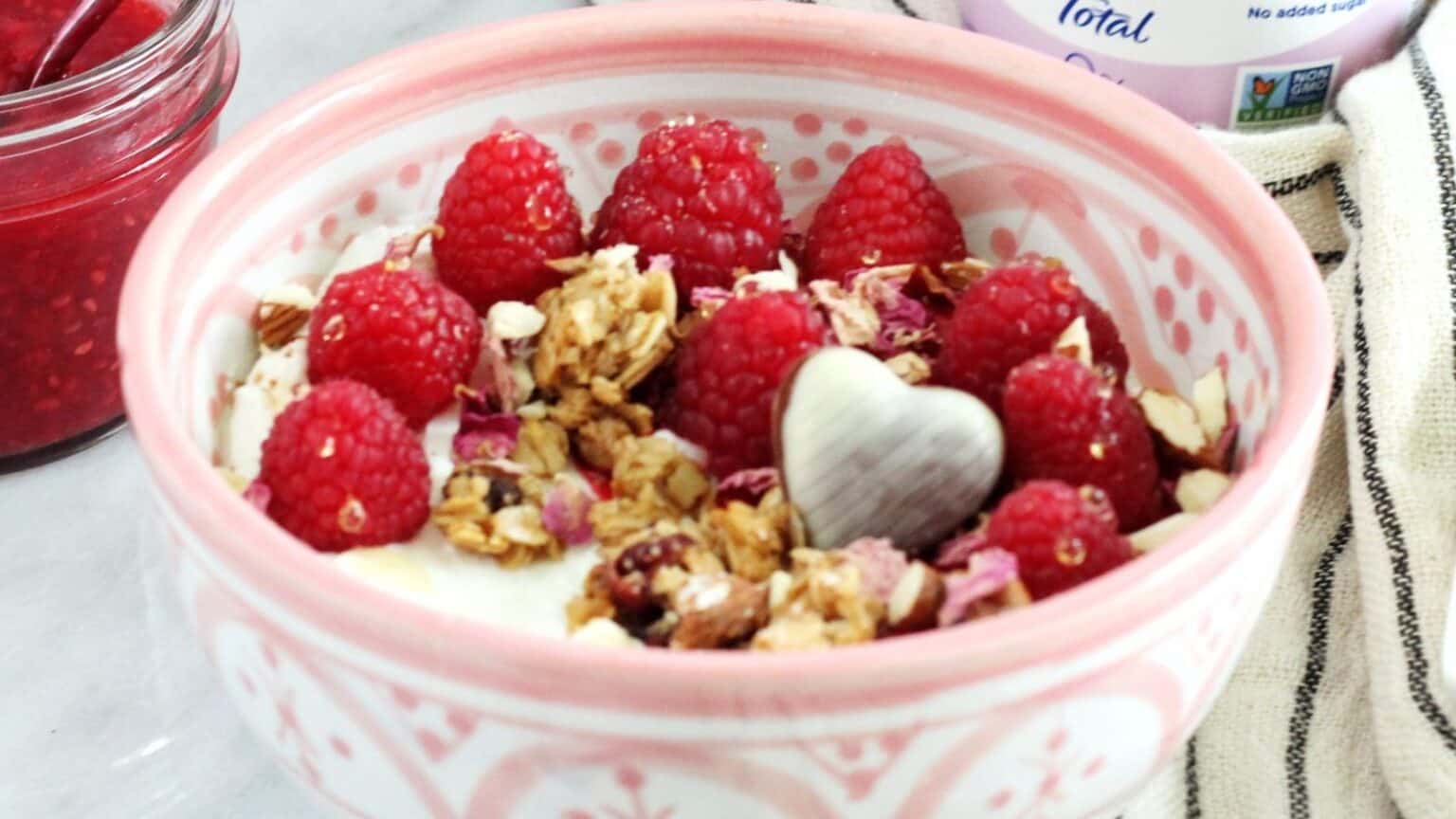 24 Breakfast Bowls That Are Packed With Flavor and Nutrition - Savor ...