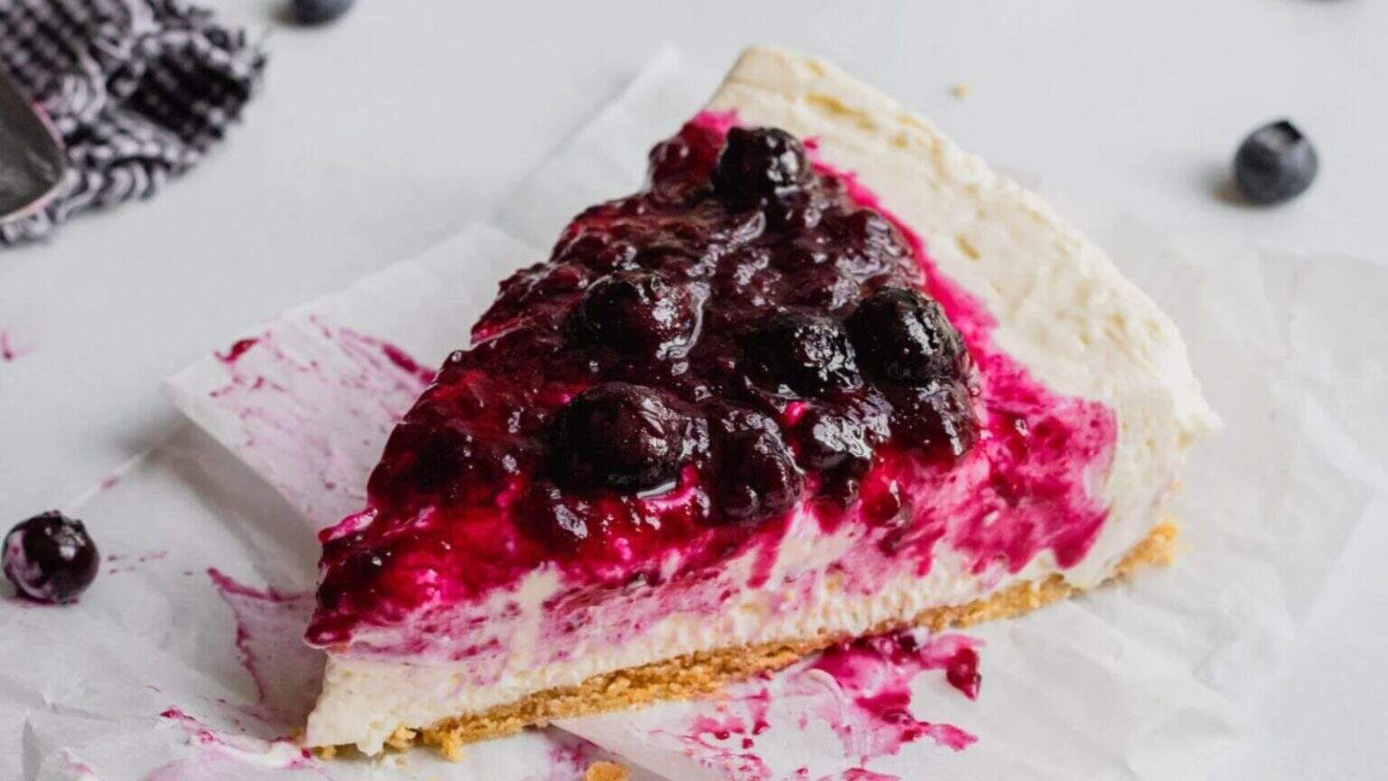 20 Cheesecake Ideas So Irresistible, They Disappear in Minutes - Savor ...