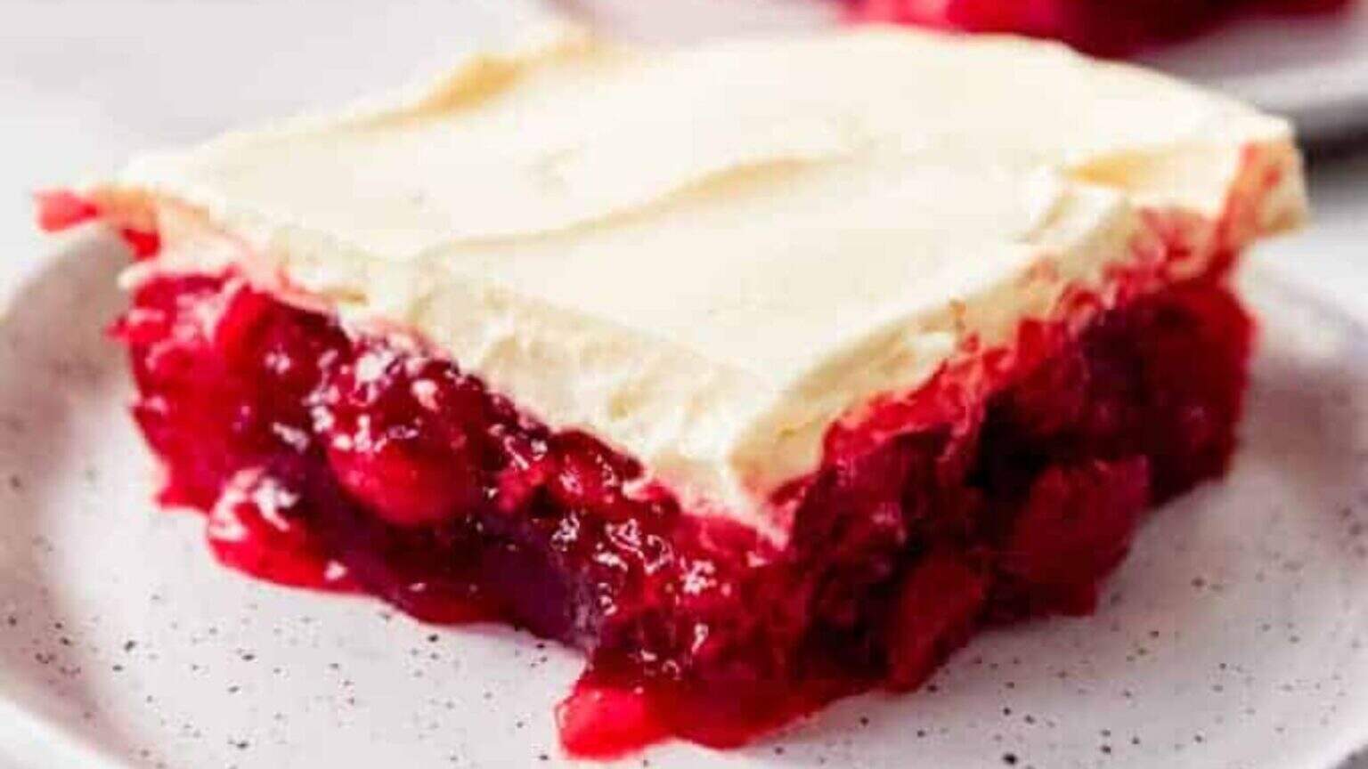 18 Jello Salad Recipes That Bring Retro Flavor Back in Style - Savor ...