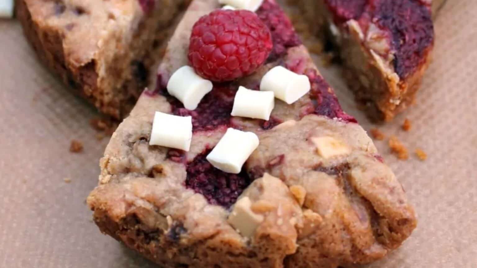 16 White Chocolate Raspberry Recipes That Prove Perfect Flavor Combos ...