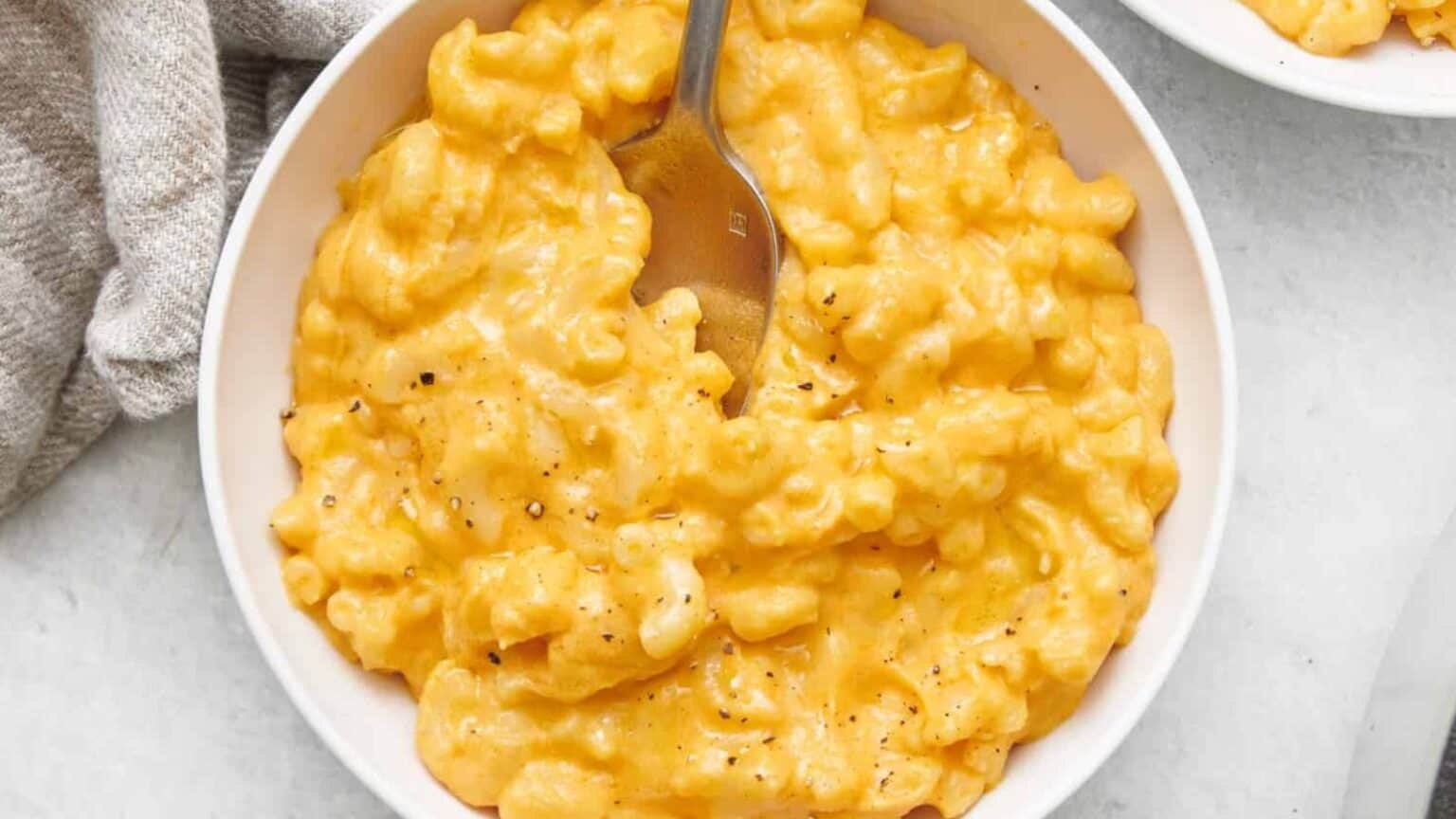 16 Decadent Mac and Cheese Dishes That Are Basically Cheese Heaven ...
