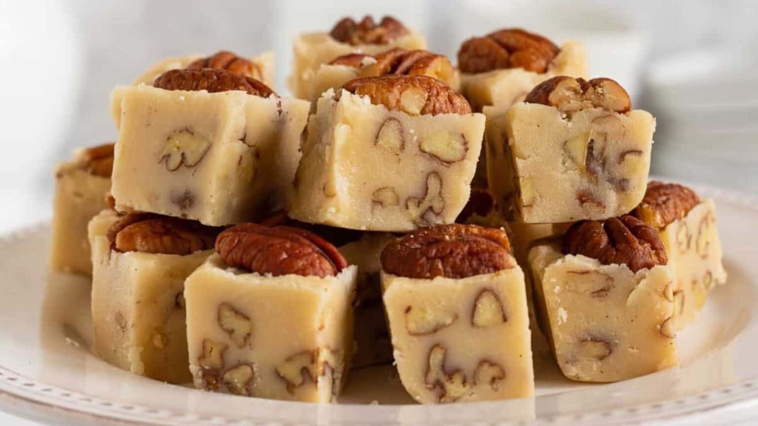 18 Creamy Fudge Recipes That Are Pure Dessert Therapy - Savor and Smile