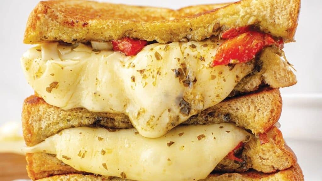 18 Hot Sandwiches That Make Ordinary Meals Feel Epic - Savor and Smile