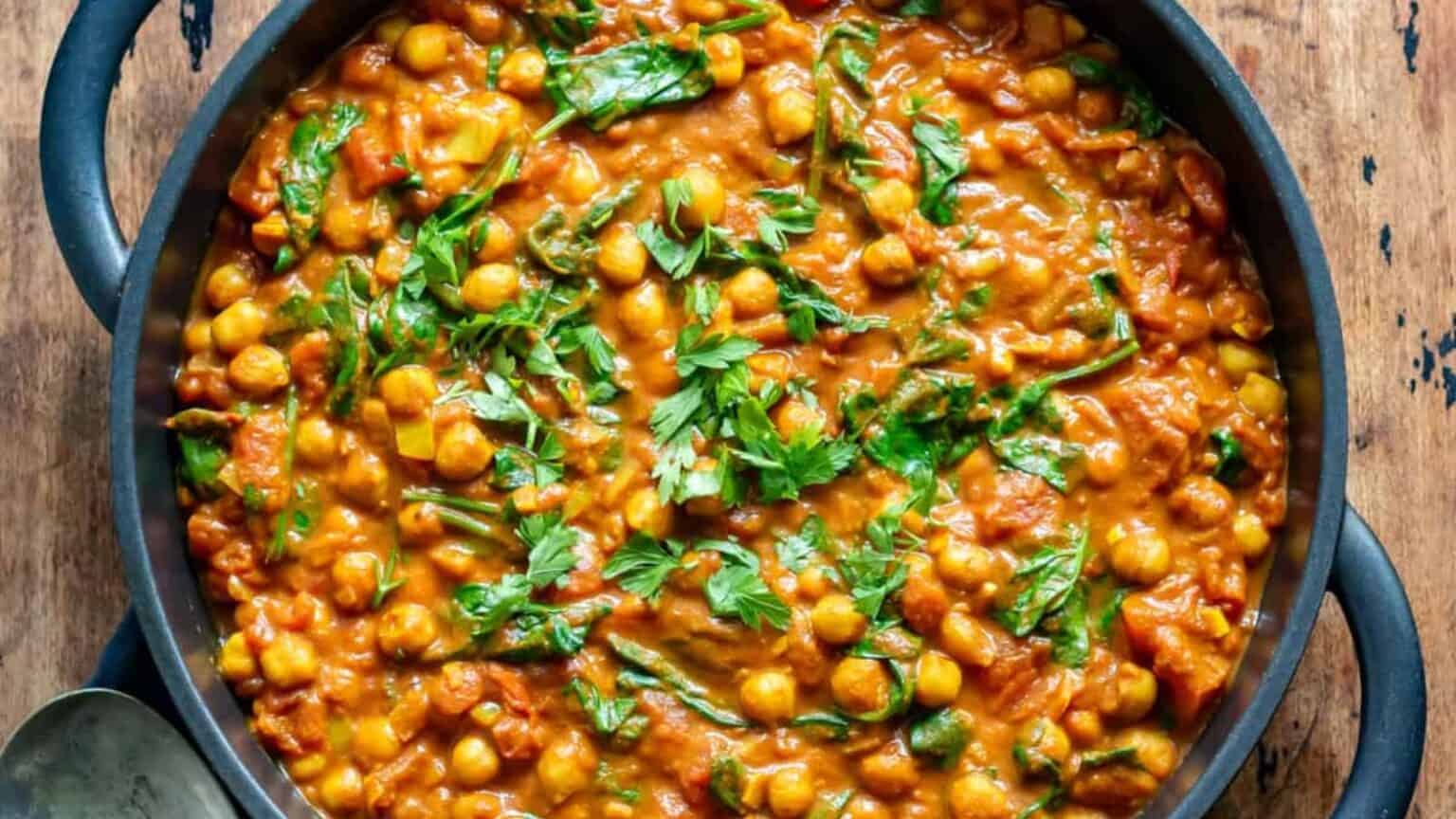 14 Homemade Curry Dishes That’ll Make Your Kitchen Smell Incredible ...