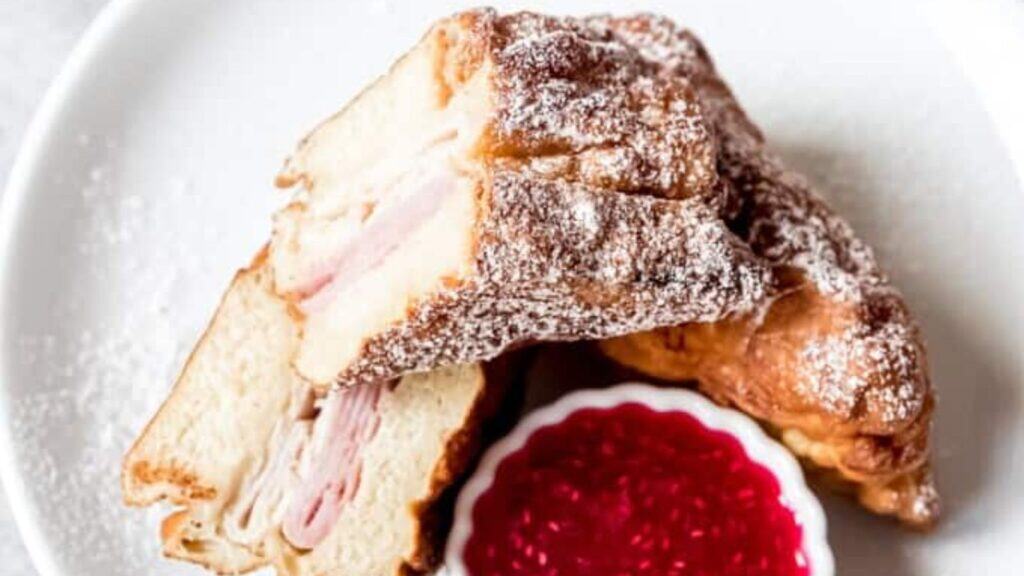 18 Hot Sandwiches That Make Ordinary Meals Feel Epic - Savor and Smile