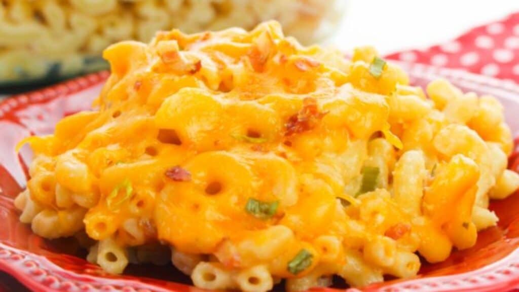 18 Cheesy, Gooey Mac and Cheese Recipes That Make Life Better - Savor ...