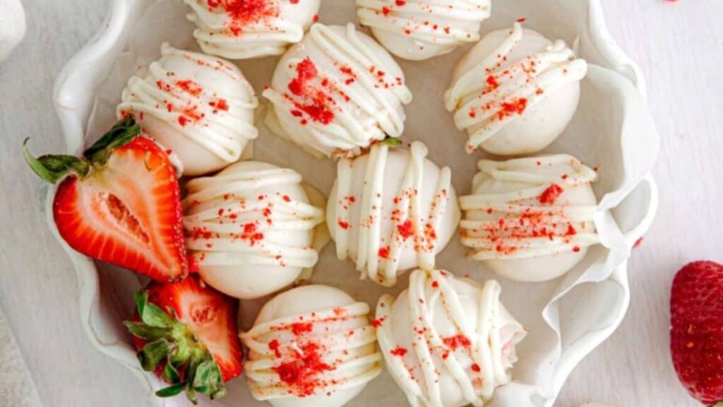 14 Romantic Desserts That Taste Like a Love Spell - Savor and Smile