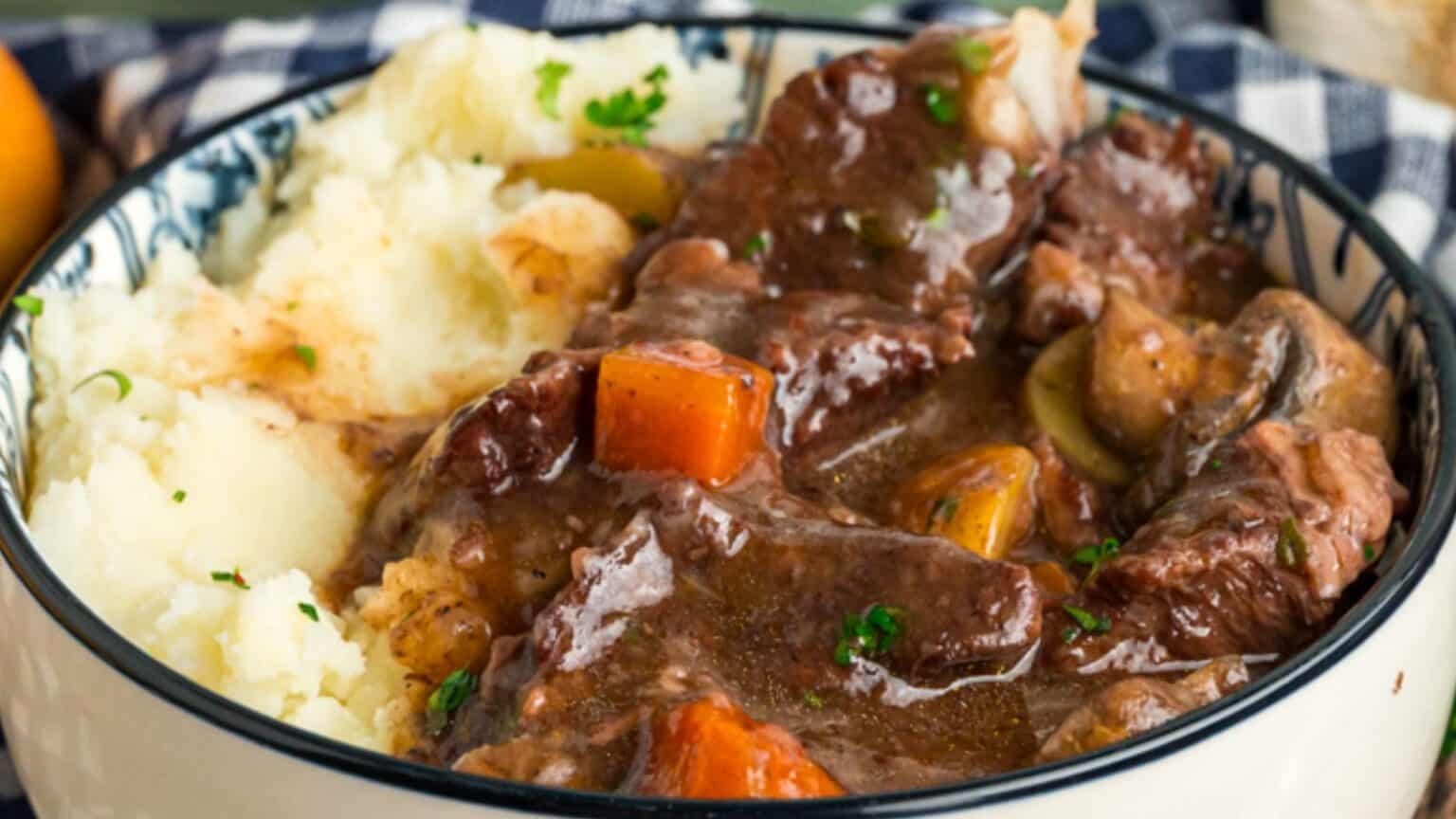 12 Family-Favorite Beef Dinners That Always Get Clean Plates - Savor ...