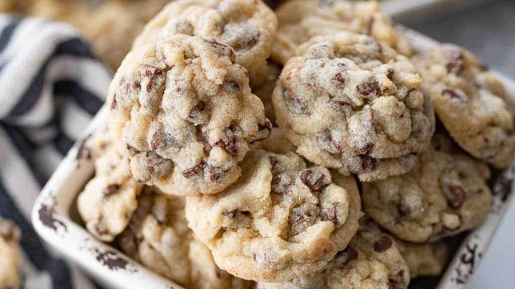 16 Easy Cookies You Can Bake Immediately Without a Mixer or Chill Time ...