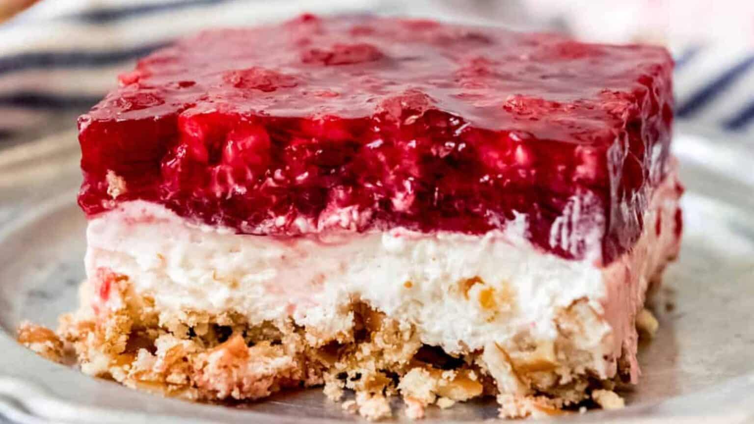 16 No-Fuss Desserts That All Start with a Tub of Cool Whip - Savor and ...