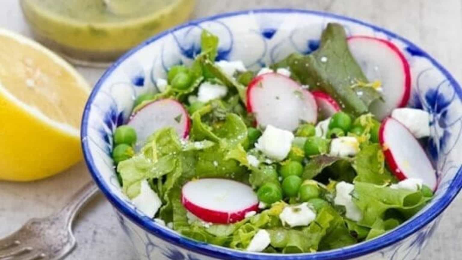 26 Meal-Worthy Salads Packed With Flavor, Texture, and Crunch - Savor ...