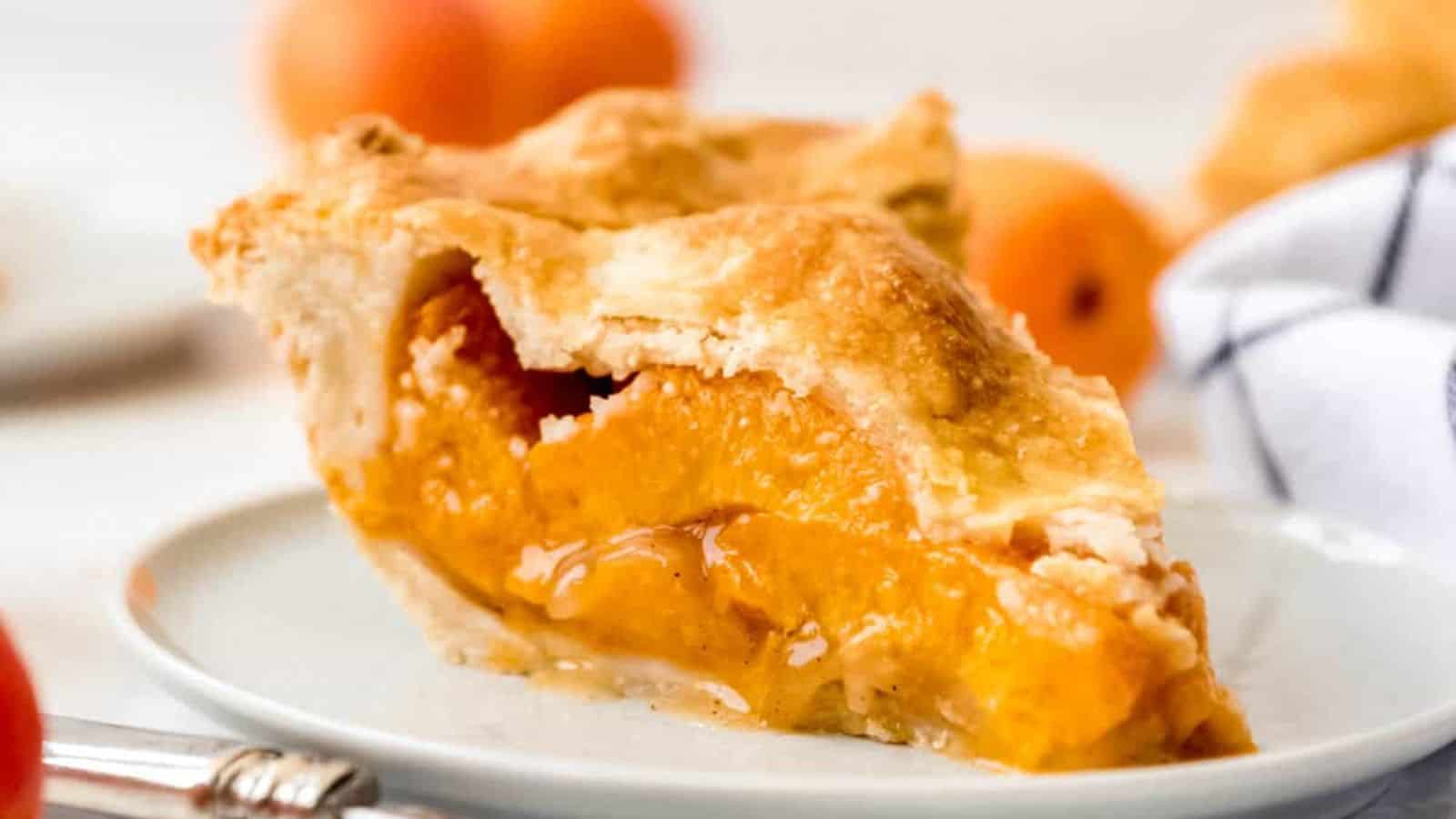 14 Vacation-Worthy Pies Bursting With Fresh Summer Flavor - Savor and Smile