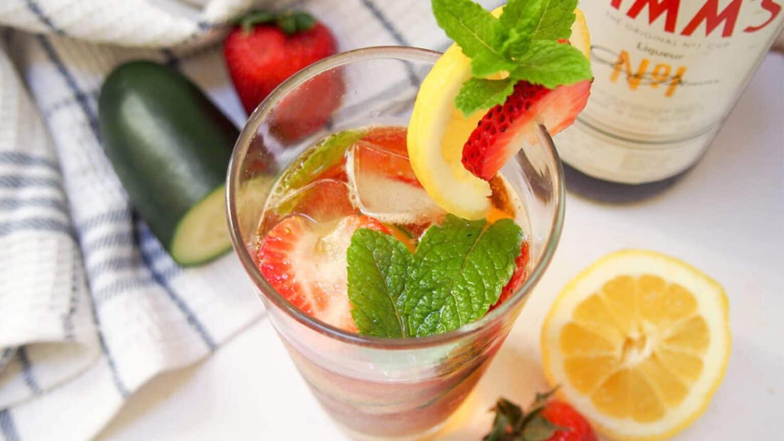 14 Fruit Cocktails That Make Your Usual Drink Look Boring - Savor and Smile