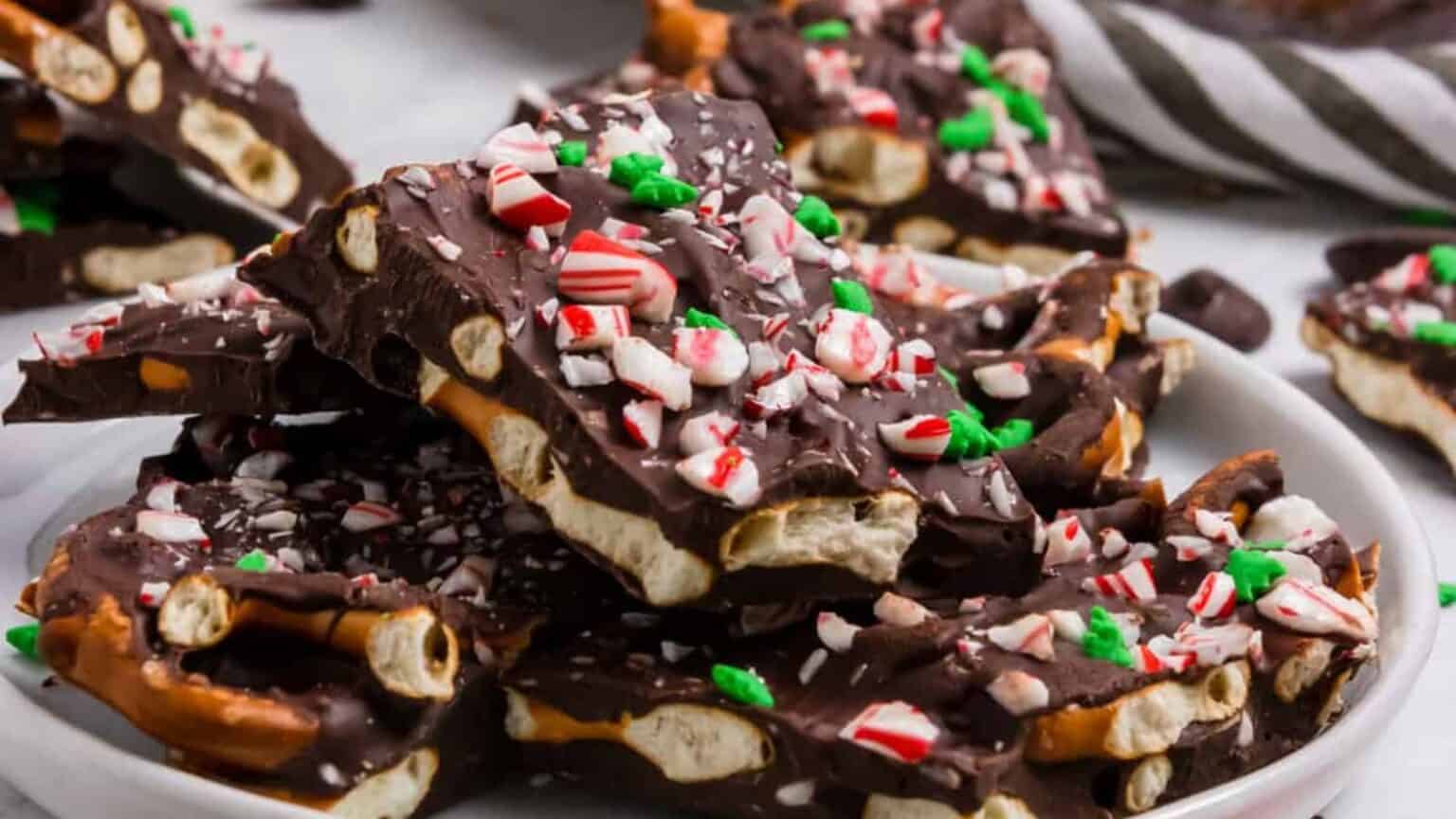 12 Refreshing Peppermint Desserts That Will Wake Up Your Holiday Menu ...